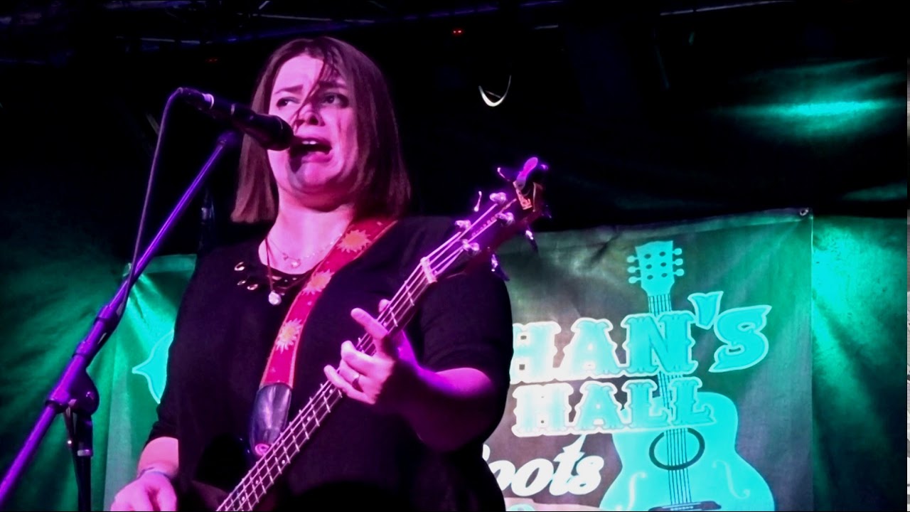 AMANDA FISH 2/10/19 LIVE @ CALLAHAN'S MUSIC HALL "GOING DOWN" - YouTube