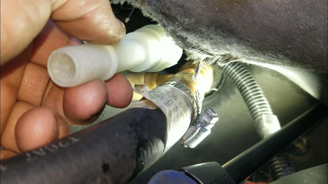 2005 Yukon XL rear heat connector DORMAN 800-413CD - YouTube