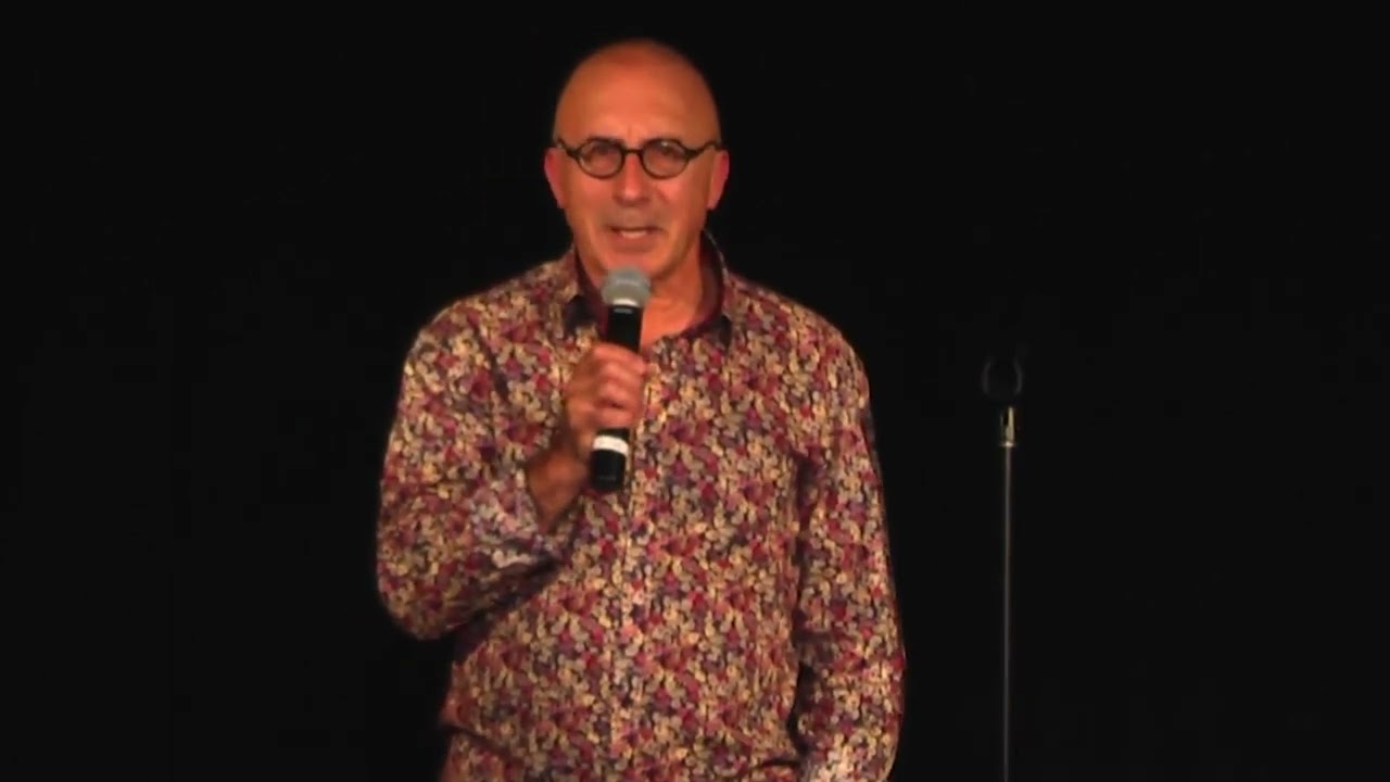 Elliot Goblet – A 56 Second Introduction - YouTube