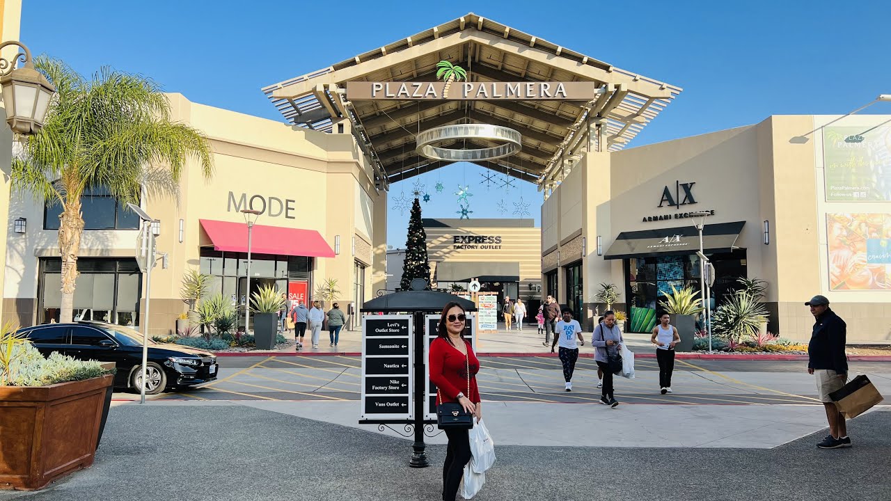 Holiday Shopping At Las Americas Premium Outlets | Located Near The ...