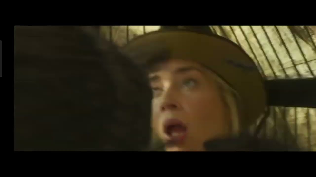 Emily Blunt Kidnapped HandGag scene - YouTube