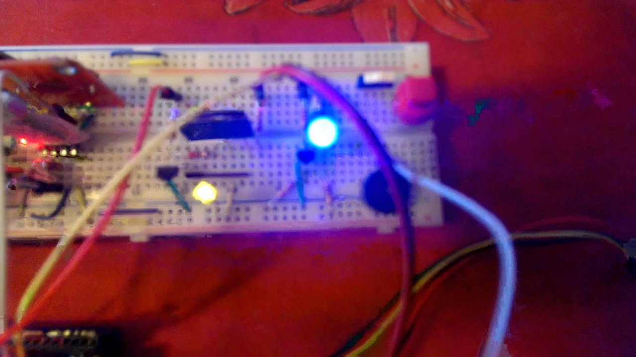 Je suis radioactif ! / I am radioactive ! - YouTube