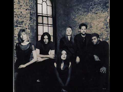Mary Fahl October Project Acoustic Return to me - YouTube