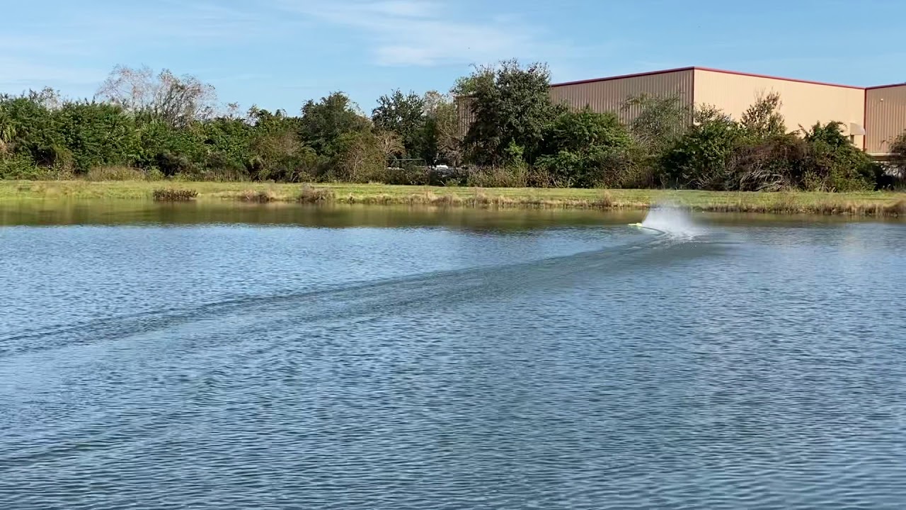 RC electric Geico gecko RC boat catamaran 2-6S Lipo‘s - YouTube