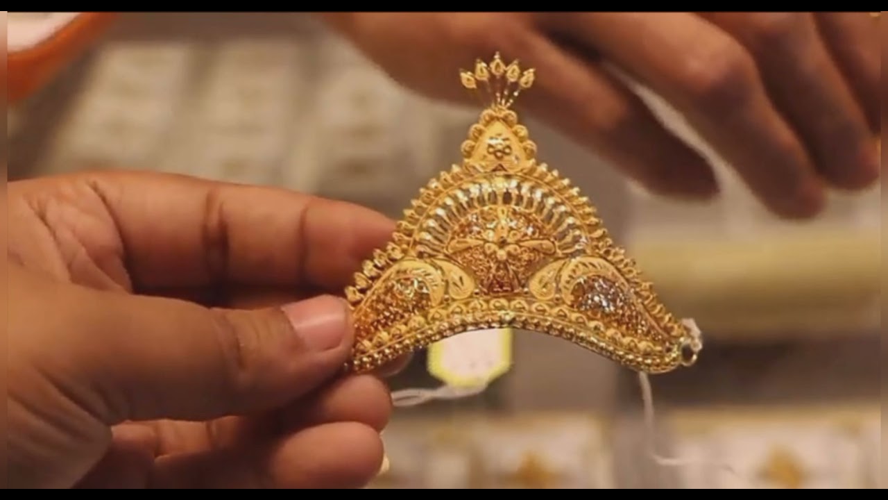 Gold Mukut design..New Gold head crown design 2021... - YouTube