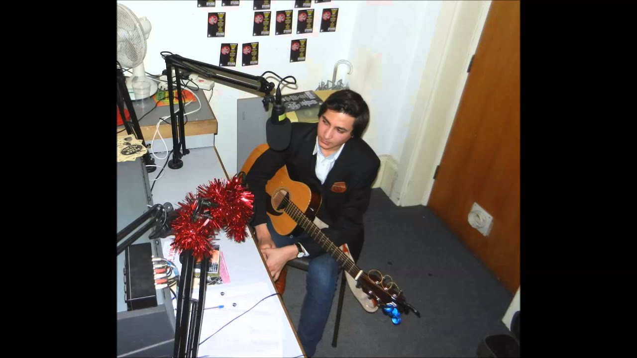 Alex Kumar live on Phonic FM 18th April 2014 - YouTube