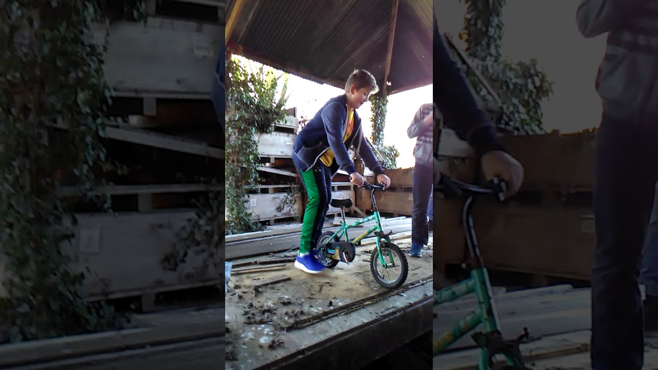 Bike flipping - YouTube