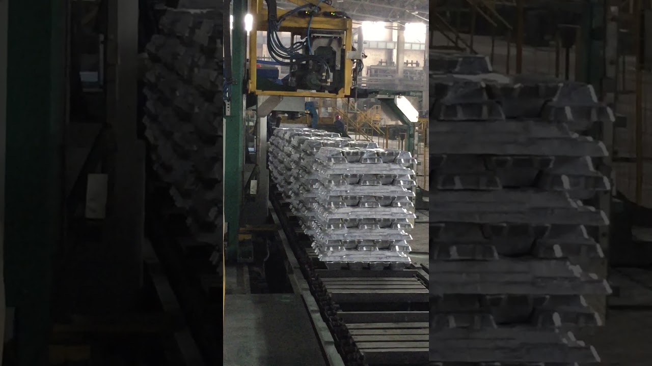 Aluminum ingot stacking system - YouTube