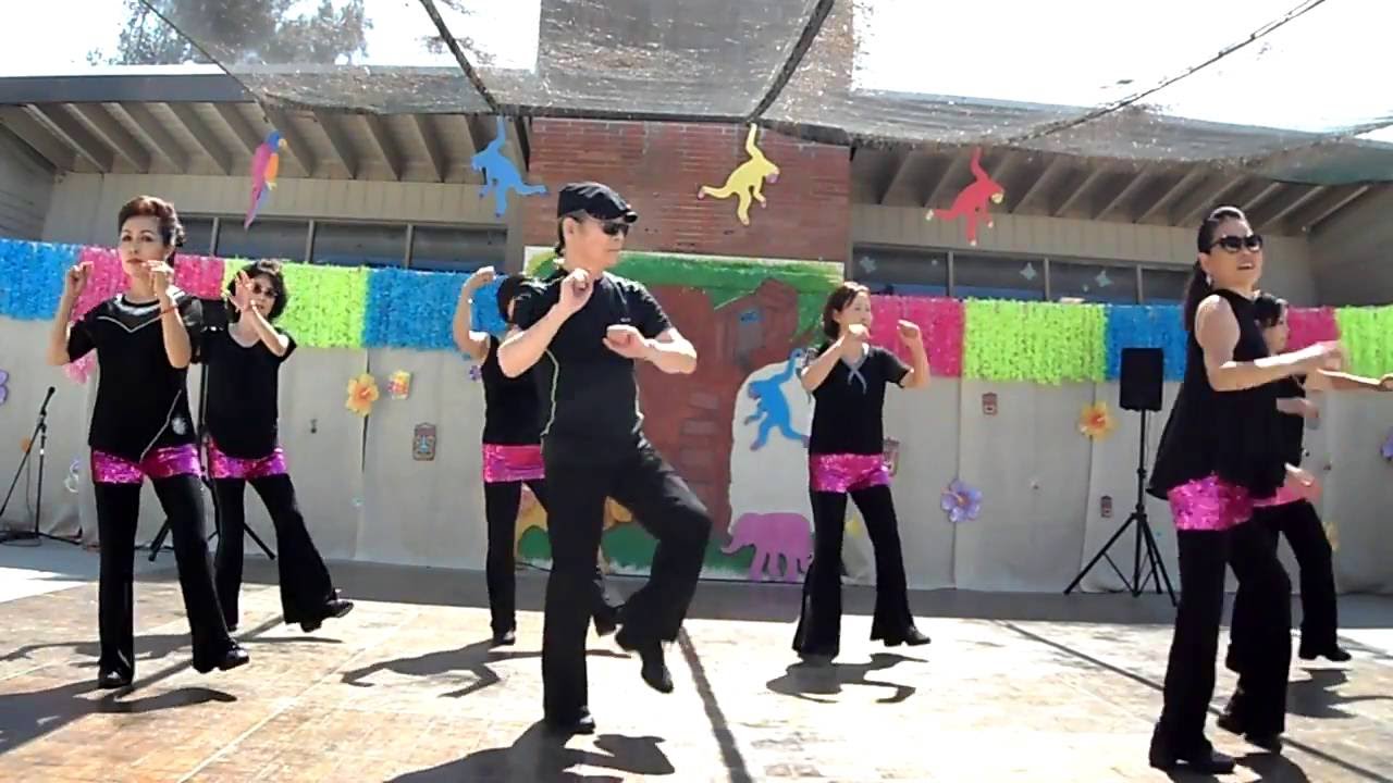 Hawaiian Festival, Line Dance #4 Northridge, Park & Rec L A city, CA ...