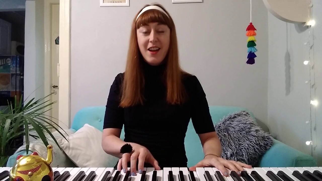 Sunny - Laura Farías - YouTube