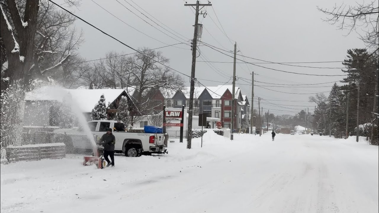 🇨🇦 Driving CANADA - WASAGA BEACH Ontario Canada in Winter | 4K drive ...
