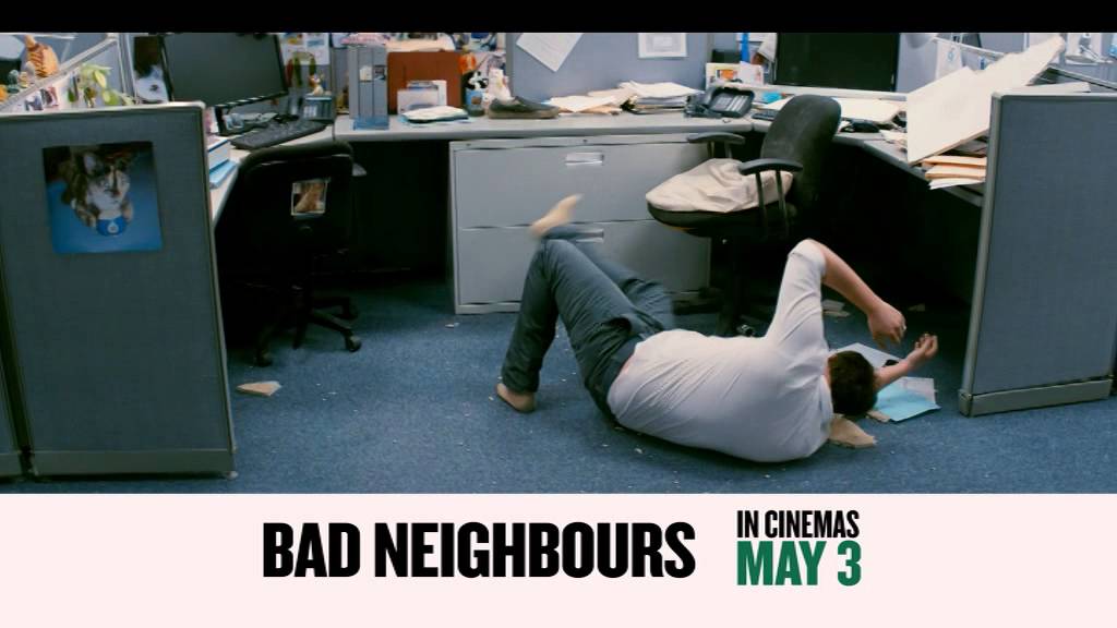 Bad Neighbours Trailer - YouTube
