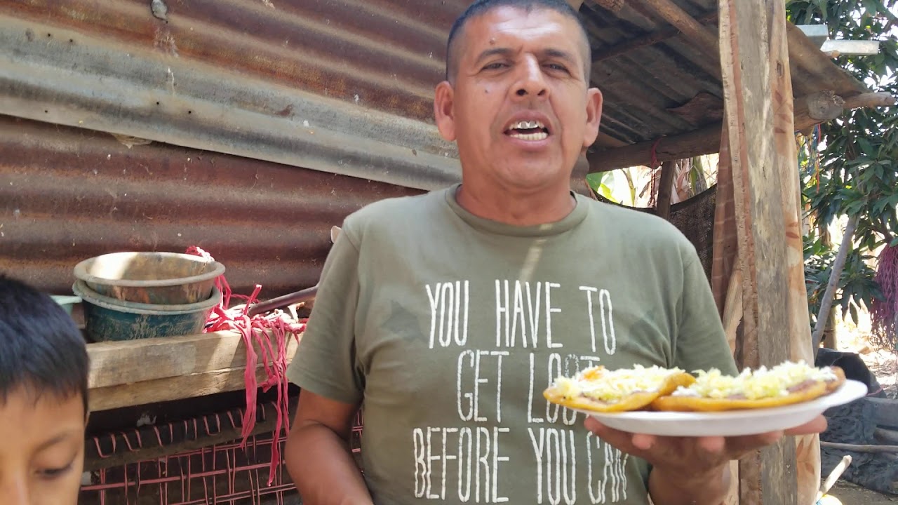 A Degustar Las Enchiladas Riquisimas - YouTube