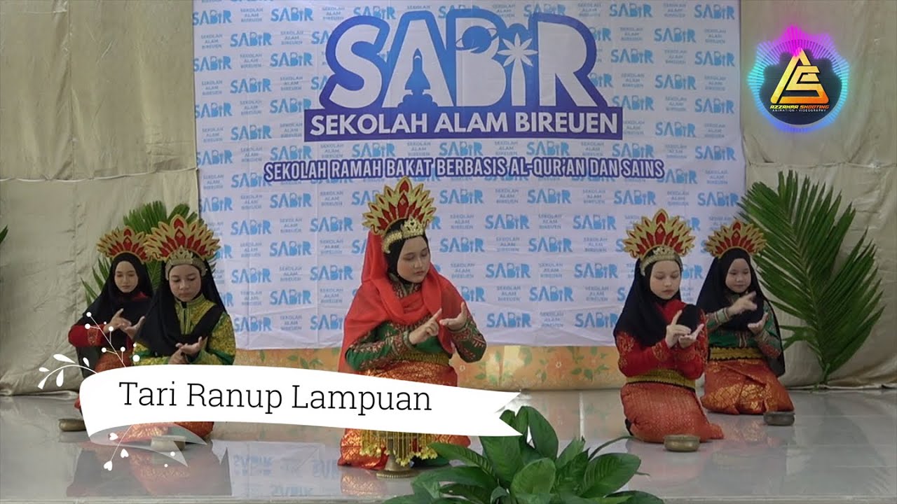 Tari Ranup Lampuan - SABIR Fest Bahagia Anak Negeri - YouTube