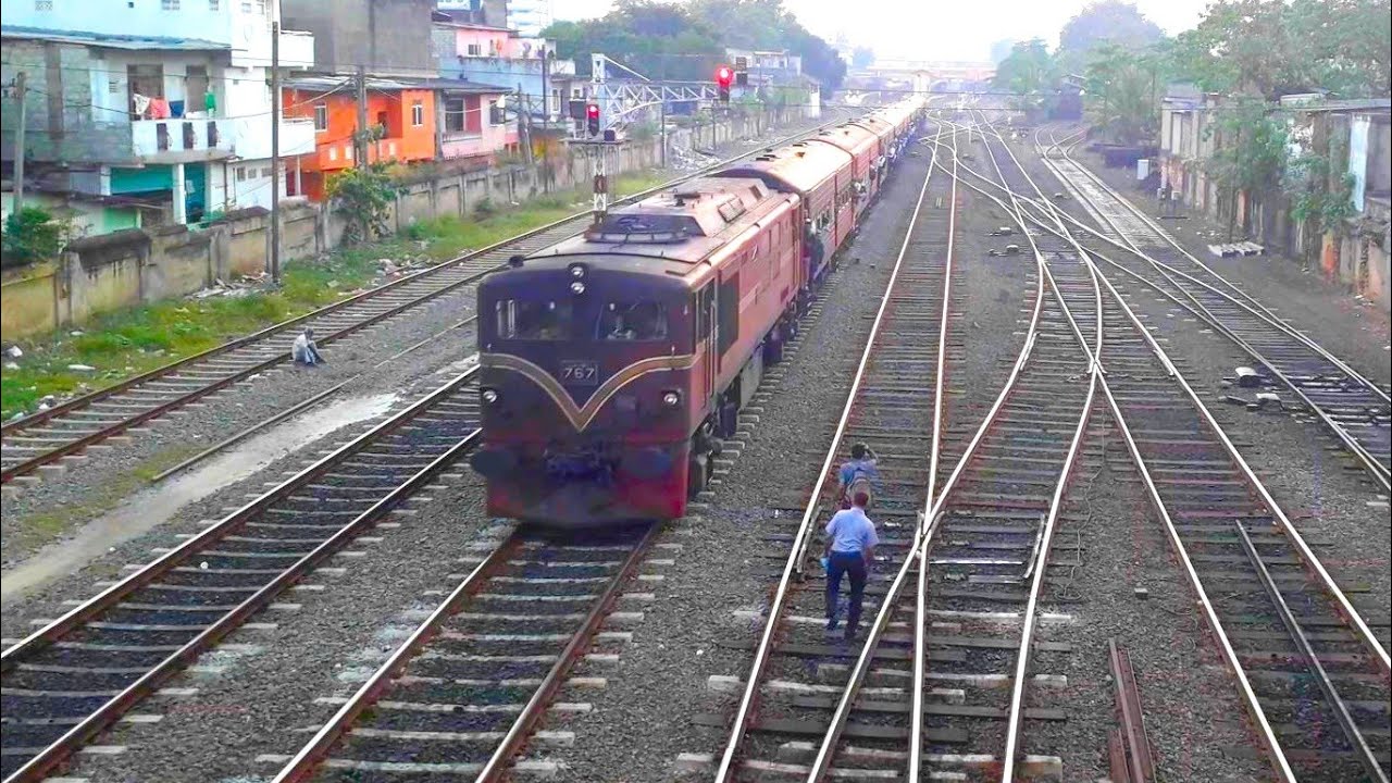 Class M5 Diesel Locomotive is hauling Kandy Express Train - YouTube