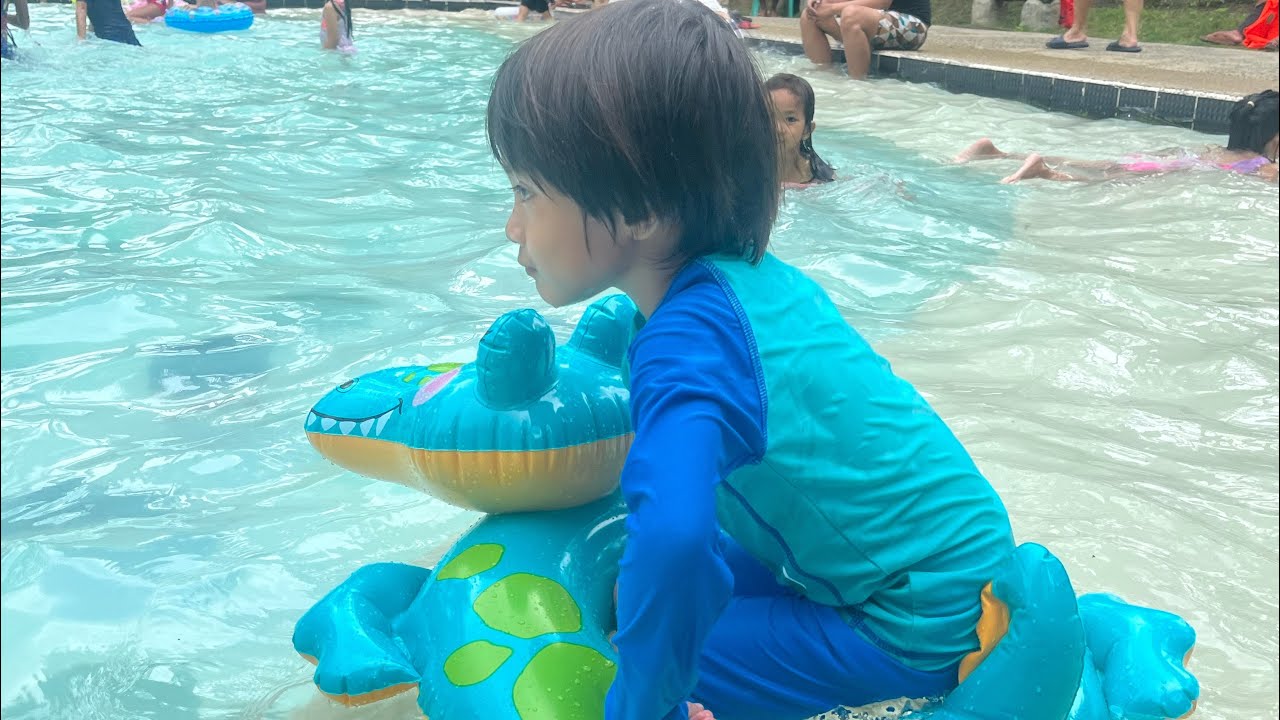 Ivo @ Pugad Adventure Mini Zoo, Pugo La Union - YouTube