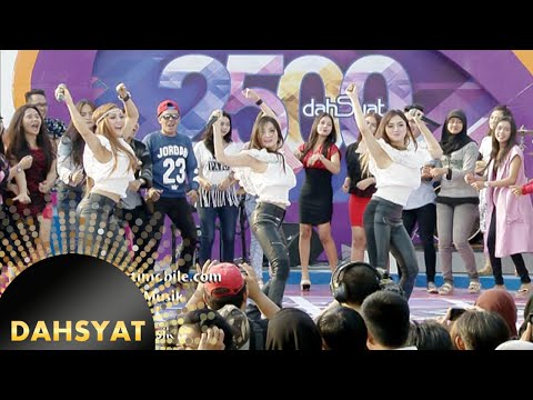Kemeriahan Trio Macan menyanyikan 'Macan Ternak' di Dahsyat [Dahsyat 2500] [12 Nov 2015]