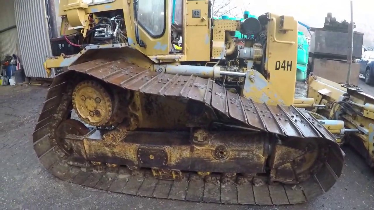 CAT D4H Deep Clean! - YouTube