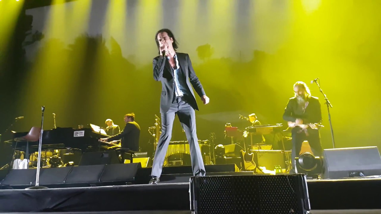 Nick Cave & The Bad Seeds - Tupelo (Roma 08-11-2017) - YouTube