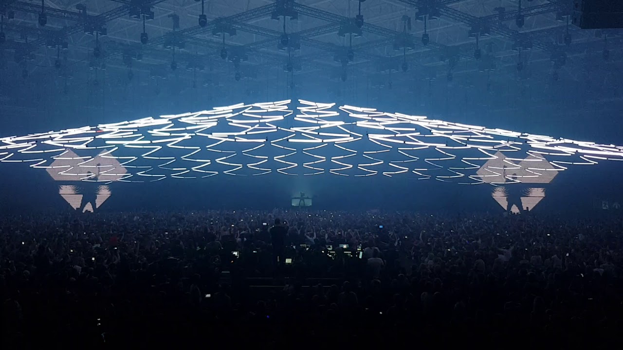 MARTIN GARRIX - ADE - WELCOME HOME 19-10-2019 - YouTube