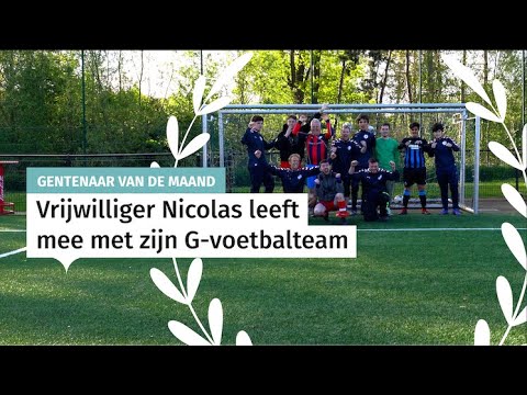 Vrijwilliger Nicolas leeft mee met zijn G-voetbalteam - YouTube