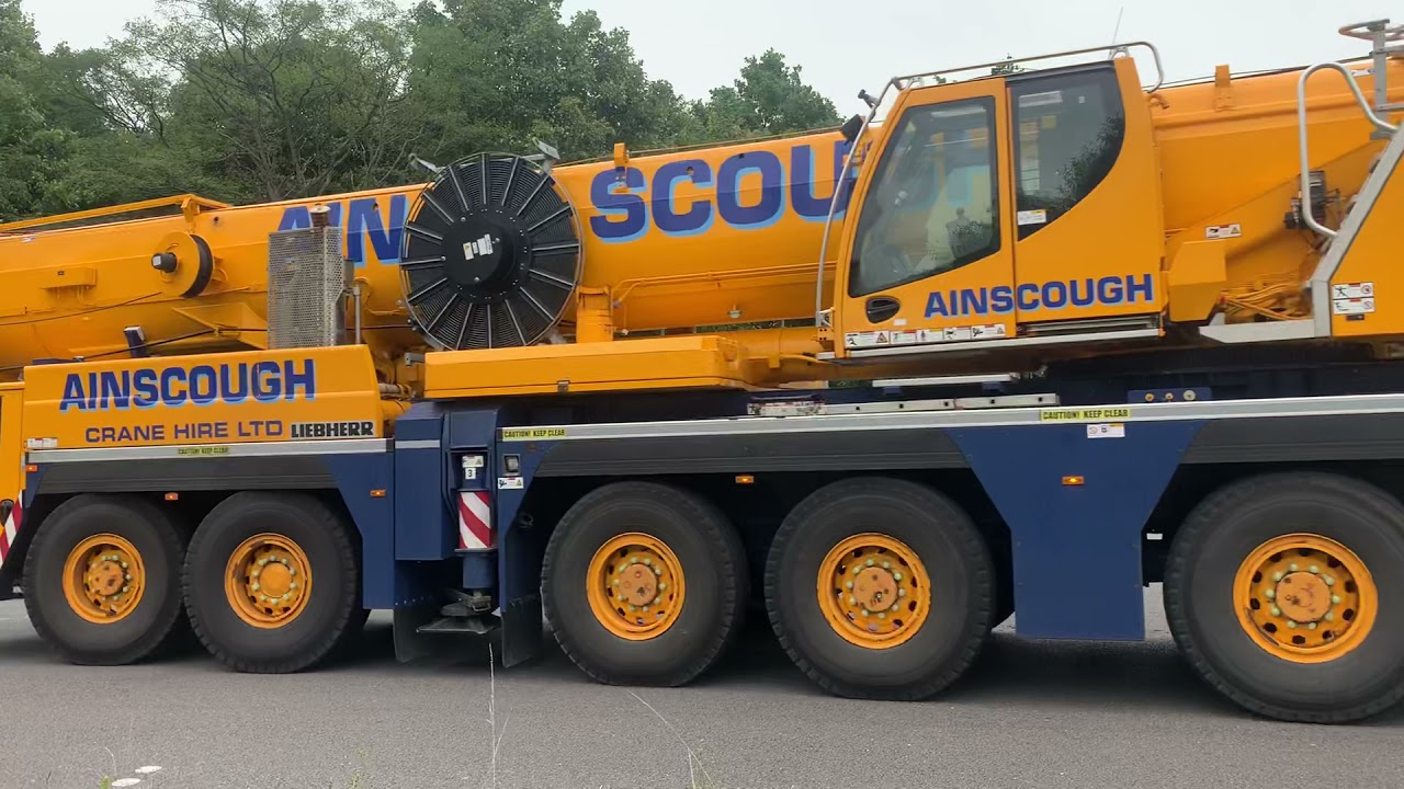 Crouch recovery volvo FMX 8x4 pulling an Ainscough crane - YouTube