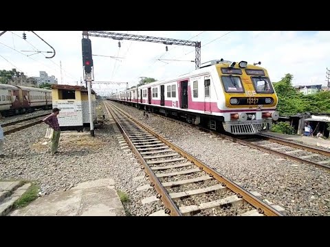 37651 Up Howrah Memari Galloping Local | Konnagar Station | Eastern ...