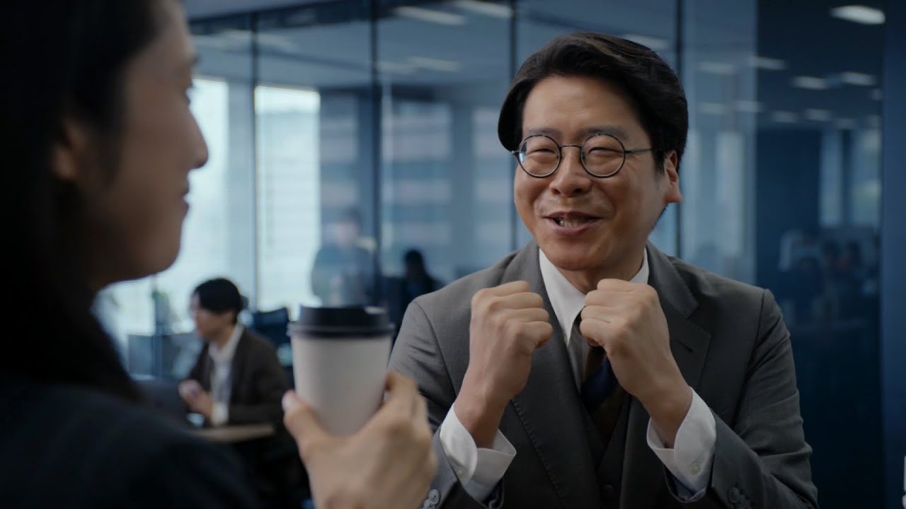 SmartHR CM 「スマートな経営者 従業員みんなが使いやすい」篇 15秒 - YouTube