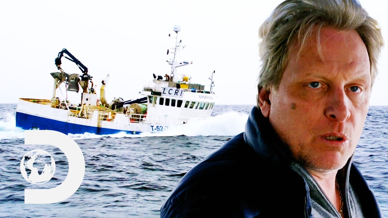 Sig Hansen Bends The Rules When Hunting For Troll Crab | Deadliest ...