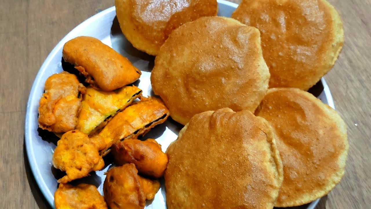 bihari style puri pakora recipe बिहारी तरिके से पुरी पकोडा रेसिपी - YouTube
