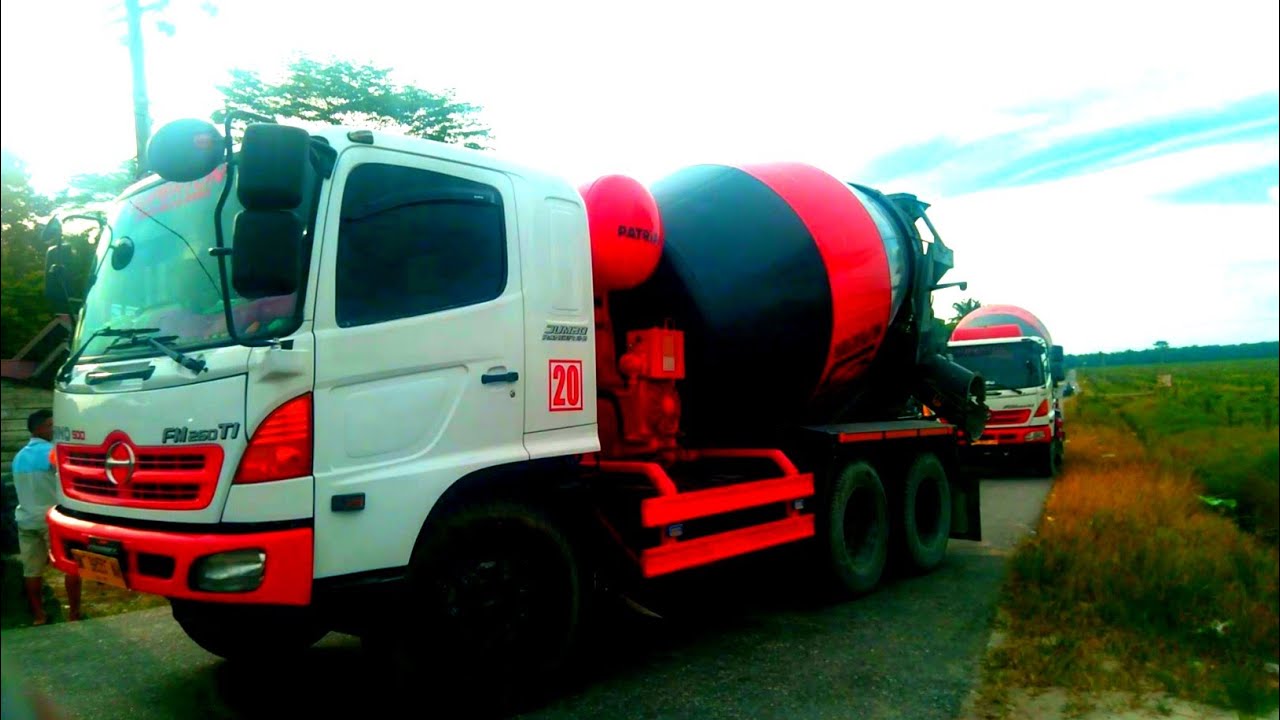 Truk molen besar - YouTube