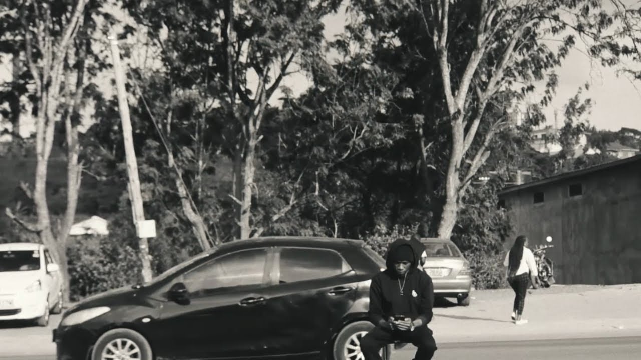 Lord Travis - Niko Juu (Official Music Video) - YouTube