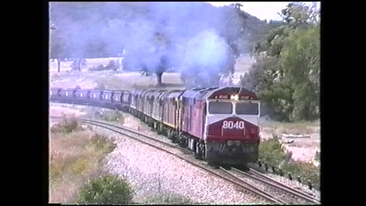 TRAINS IN TROUBLE (Trackside Videos Presentation #20) - YouTube