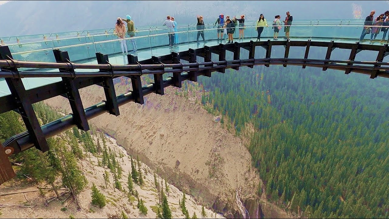 Columbia Icefield SKYWALK - Discovery Walk and Glass Bottom Skywalk in ...