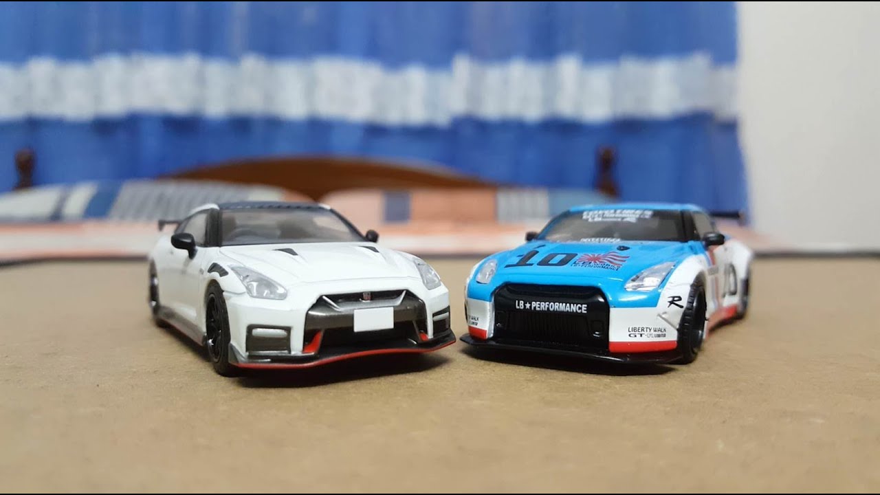 Nissan GT-R (R35) Comparison - Tomica Limited Vintage Neo vs MINI GT ...