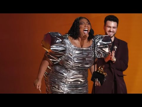 Authentic Reaction vs Inauthentic Reaction - YouTube