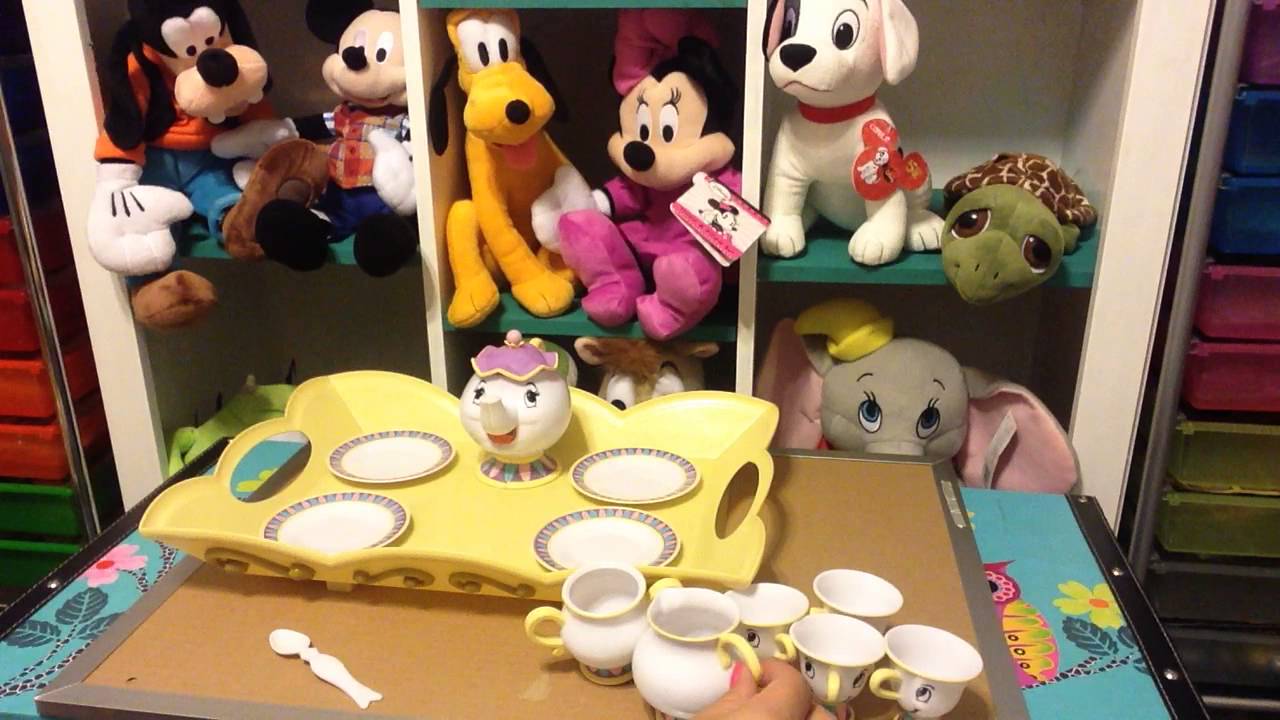 Disney's Beauty and the Beast / Belles tea party set with Mrs. Potts ...