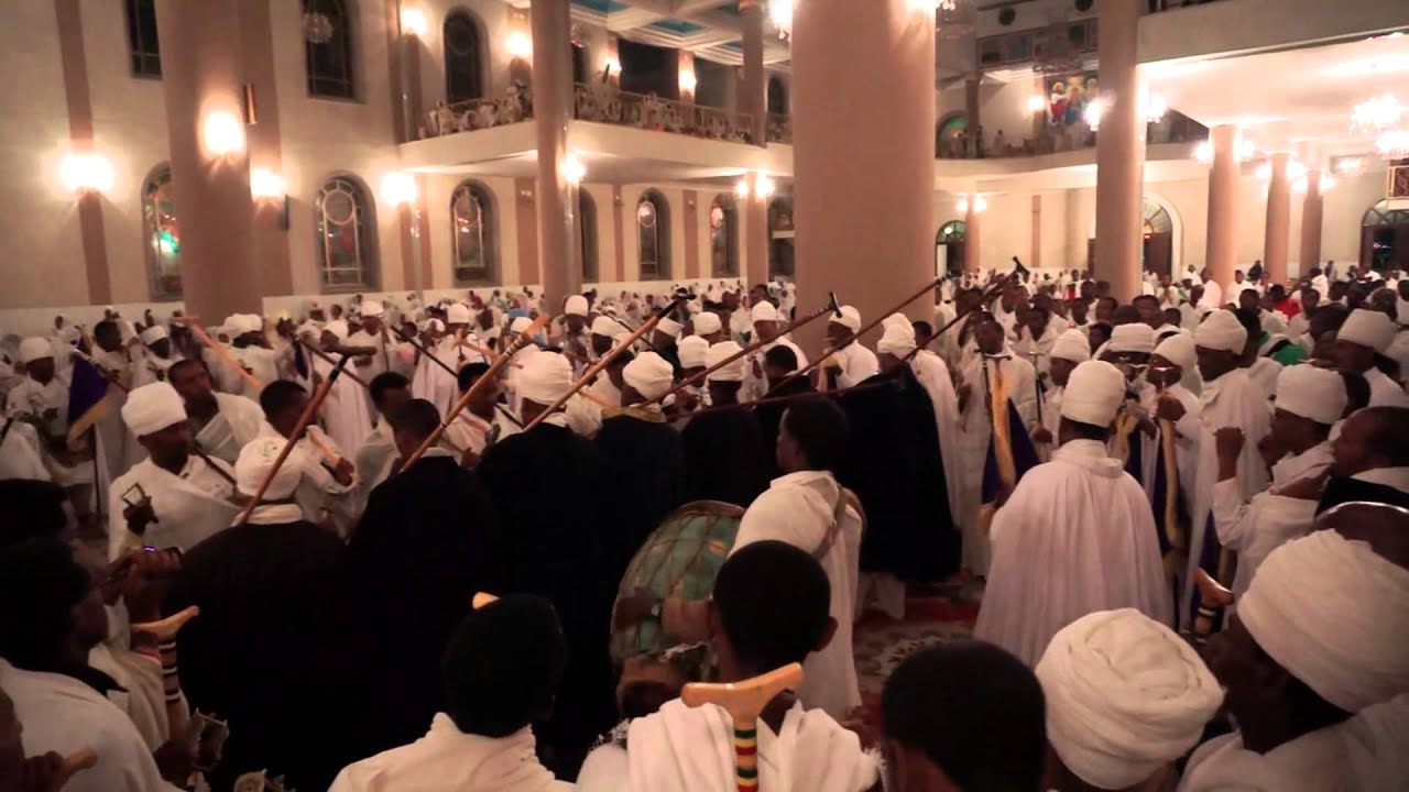 Mahlet the Tinte seklet from Bole Medhanealem church April 2014 - YouTube