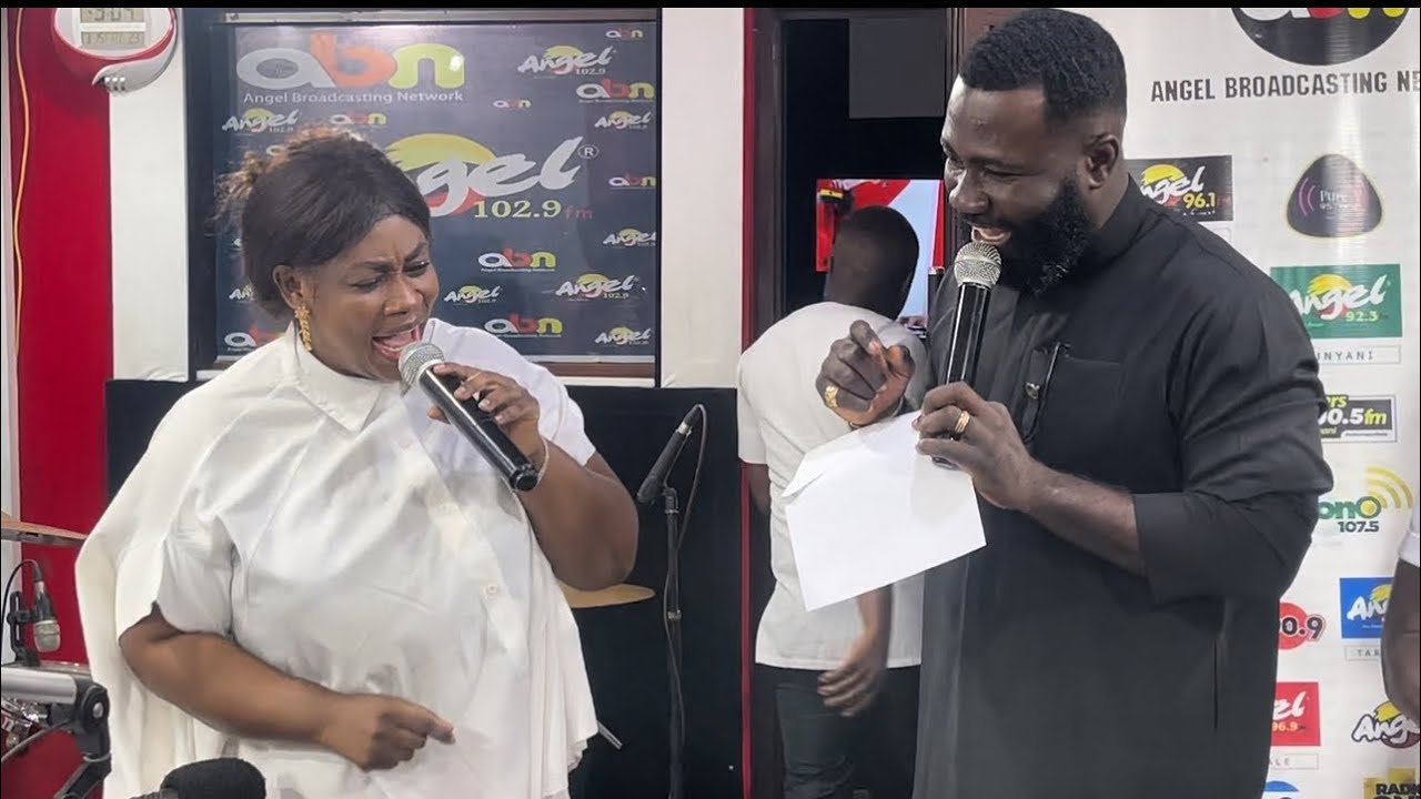Okatakyie Afrifa Mensah live Band Performance with Philipa Baafi. - YouTube