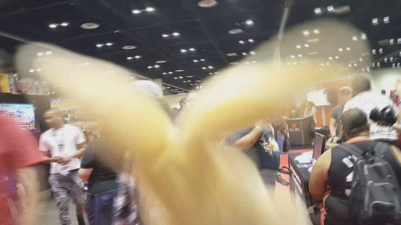 Stan Lee photo op Megacon orlando 2016 - YouTube