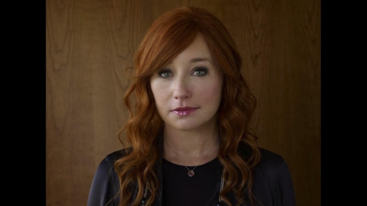 Tori Amos 2012-09-16 BBC Radio 4 Broadcasting House - YouTube