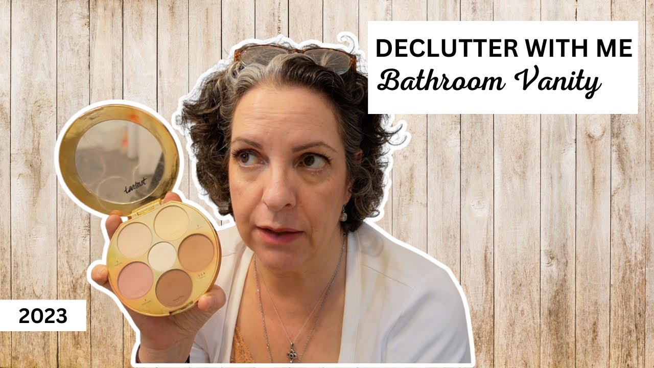 Declutter With Me || 2023 Edition || Master Bathroom Vanity - YouTube