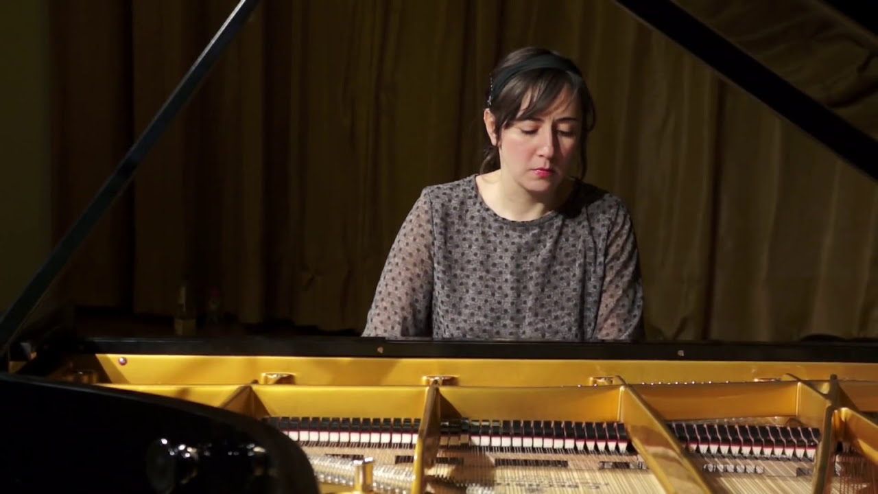 Maria Lettberg, Piano plays Alexander Scriabin: Klavierstück b-Moll ...