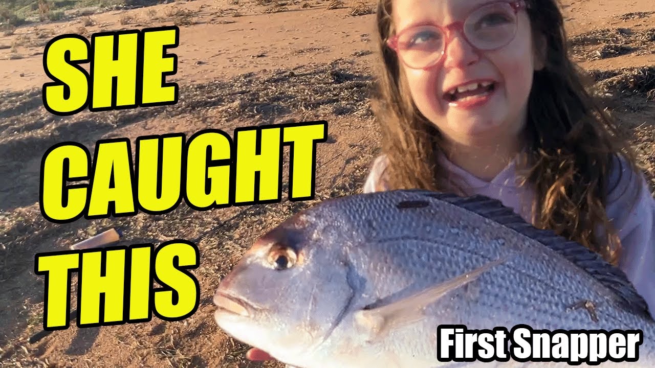 Scarlett Hooks Her First Snapper — Off the Rocks in 2ft of Water! - YouTube