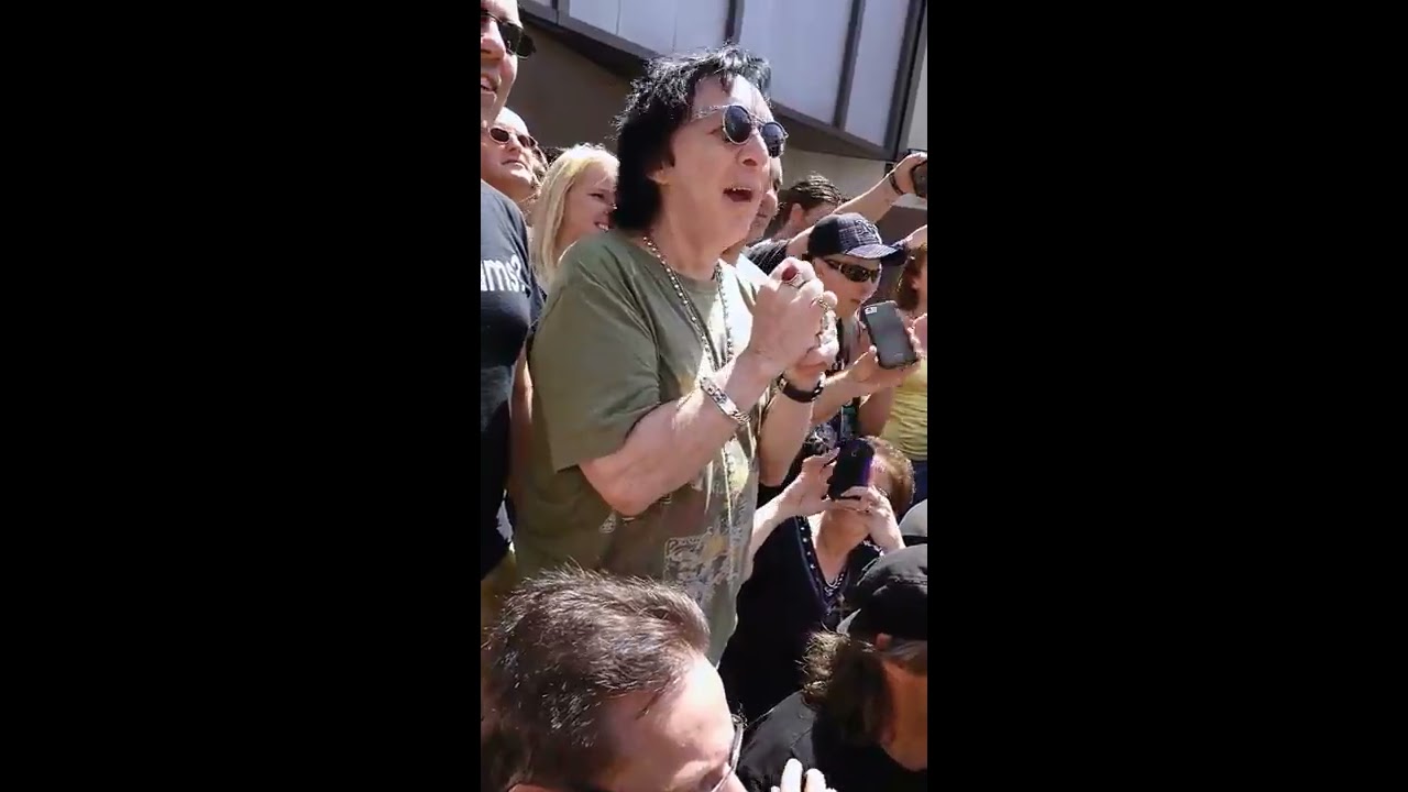 Peter Criss: Beth - KISS NY Landmark Tour! More @ http ...