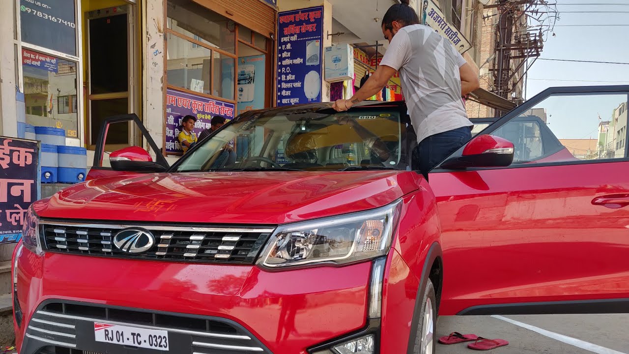 Mahindra XUV 300 Vinyl Wrapping Rooftop | Vwraps Sikar | - YouTube