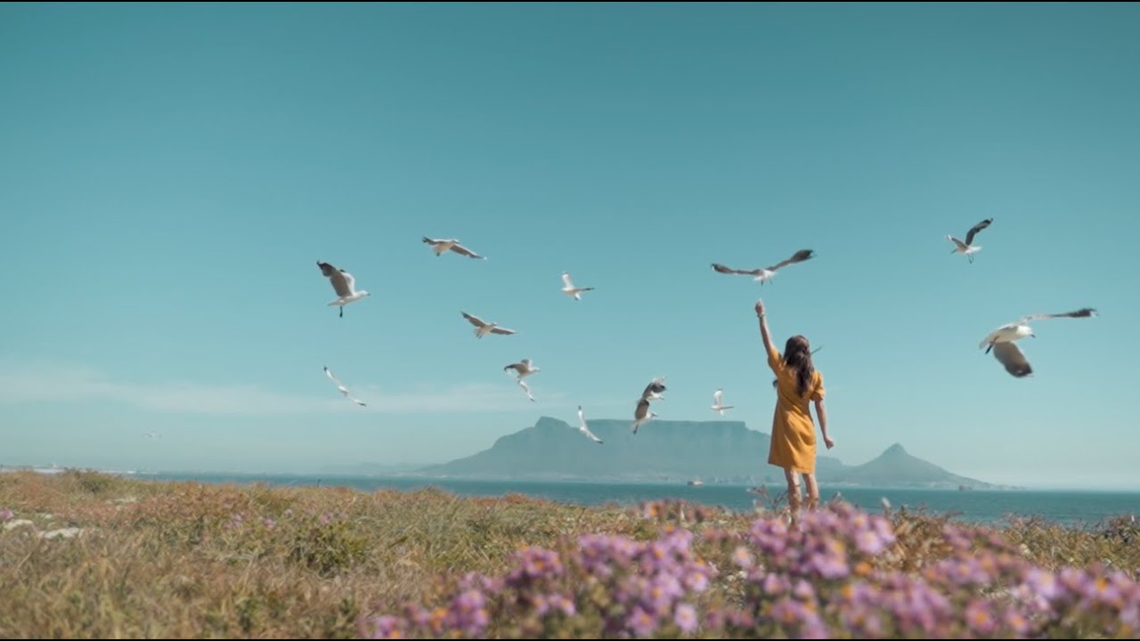 ELSKA - Silver Screen (Official Lyric Video) - YouTube