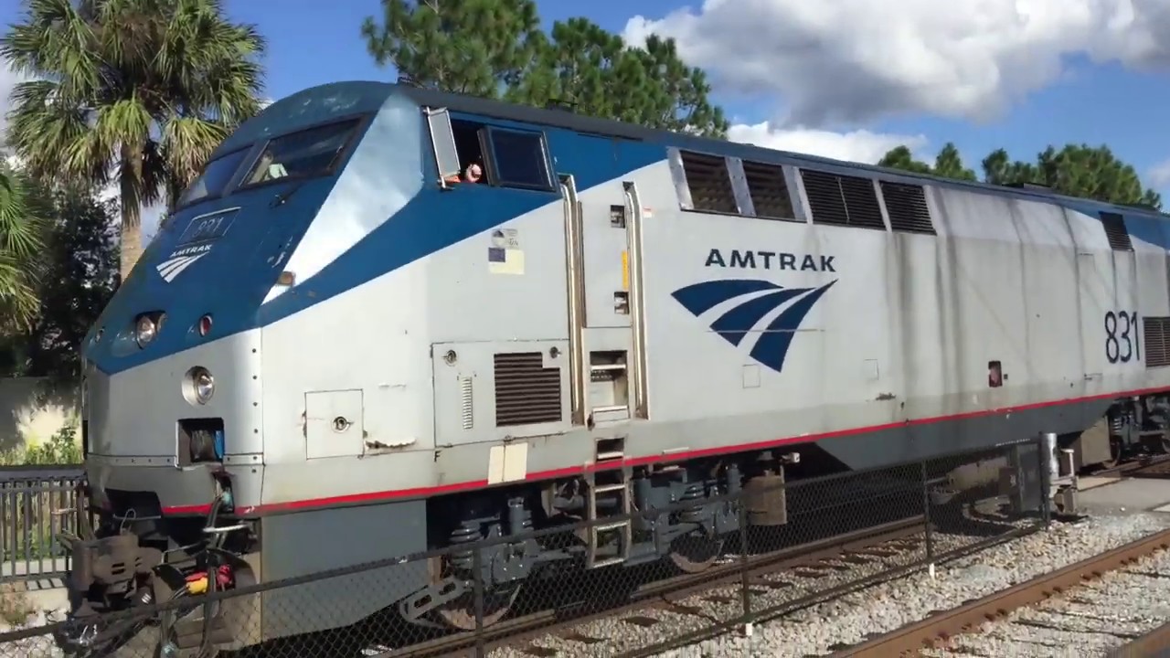 Amtrak Autotrain Awesome Crew Horn Blasts and Wave - YouTube