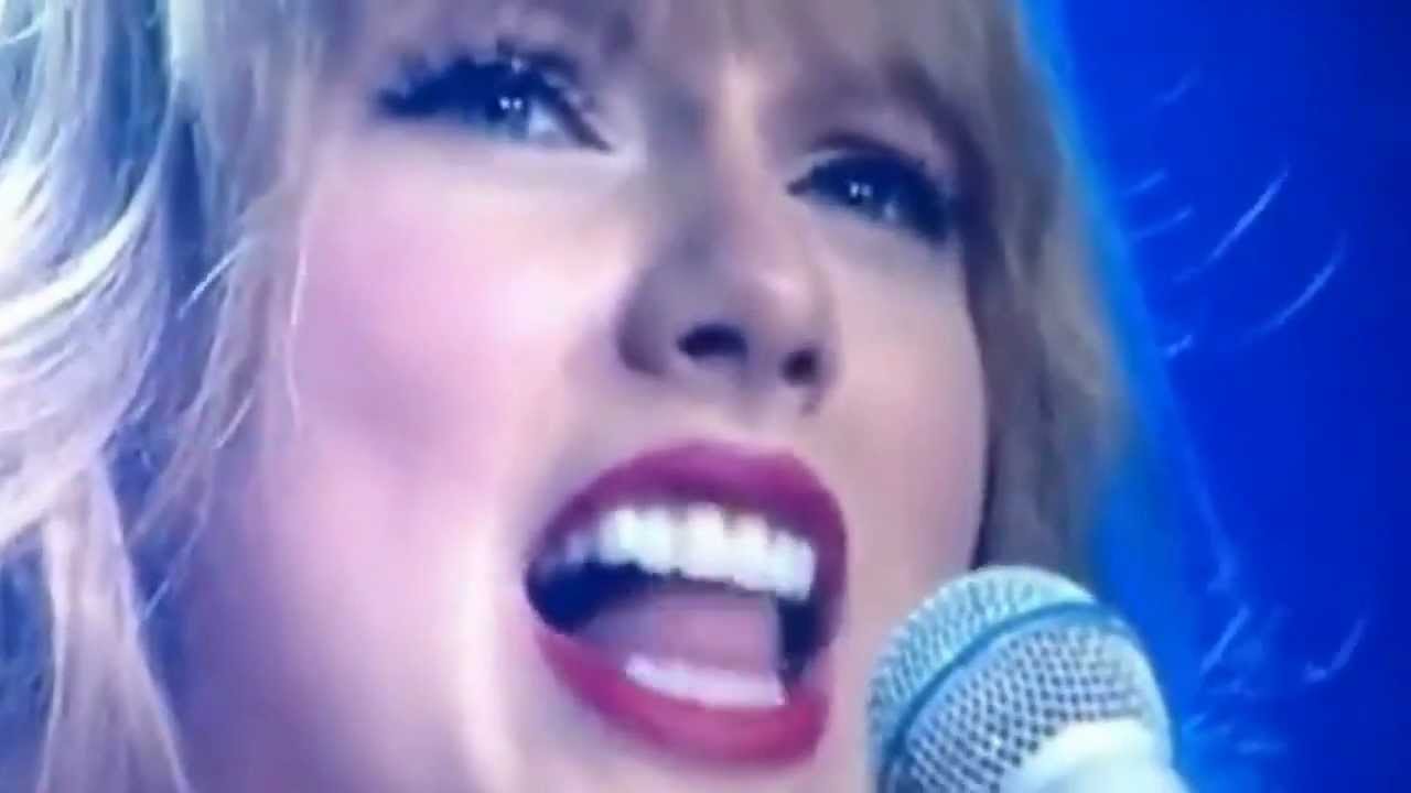 Taylor Swift - Eyes Open (live) - YouTube