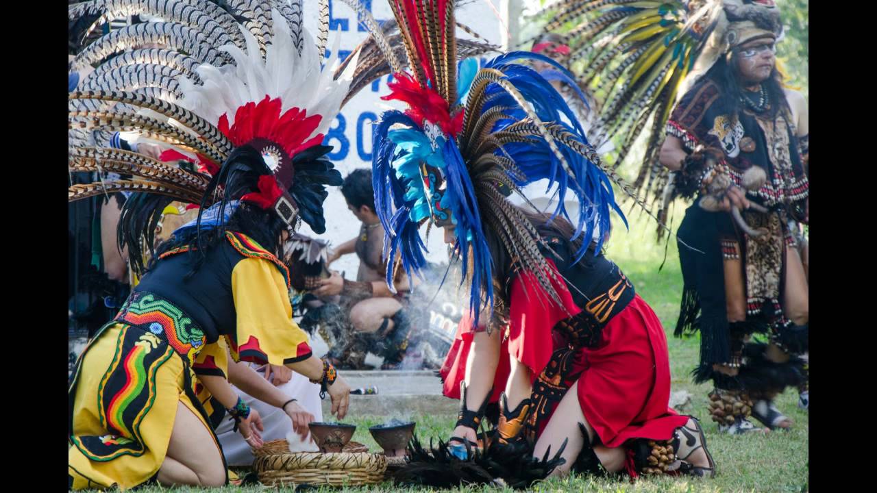 el jardin Maya y el show de fuego - YouTube